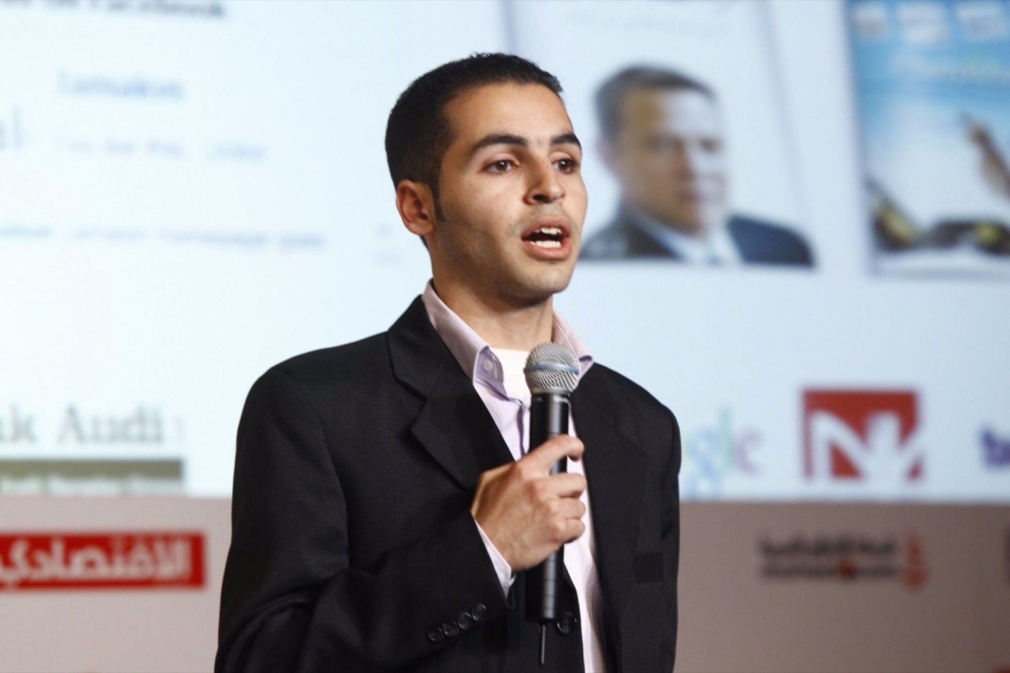 Jordanian Startup Jamalon Helps Arab Book Lovers Find Their Favorite ...