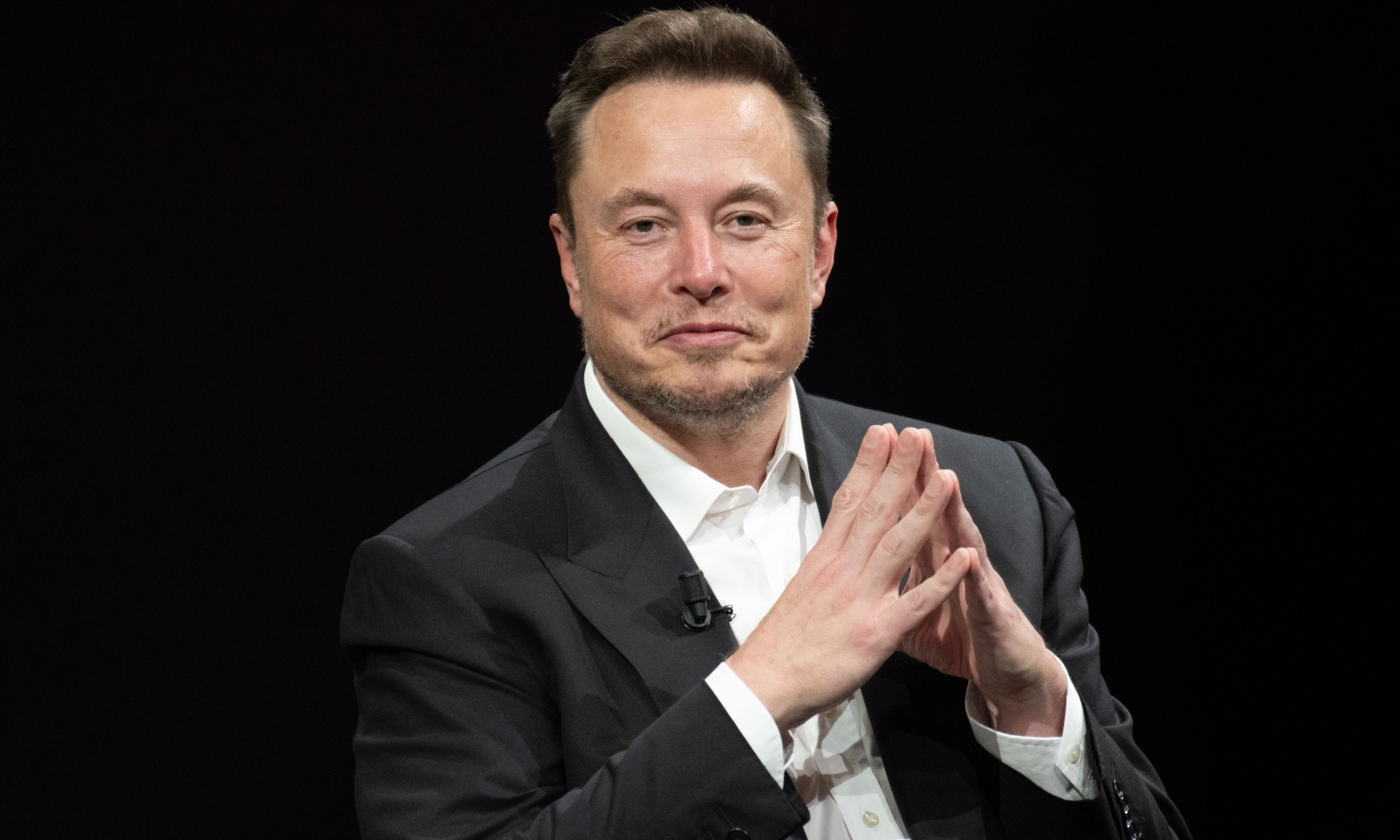 Elon Musk Expands UAE Support with Starlink Launch, Free Tesla ...